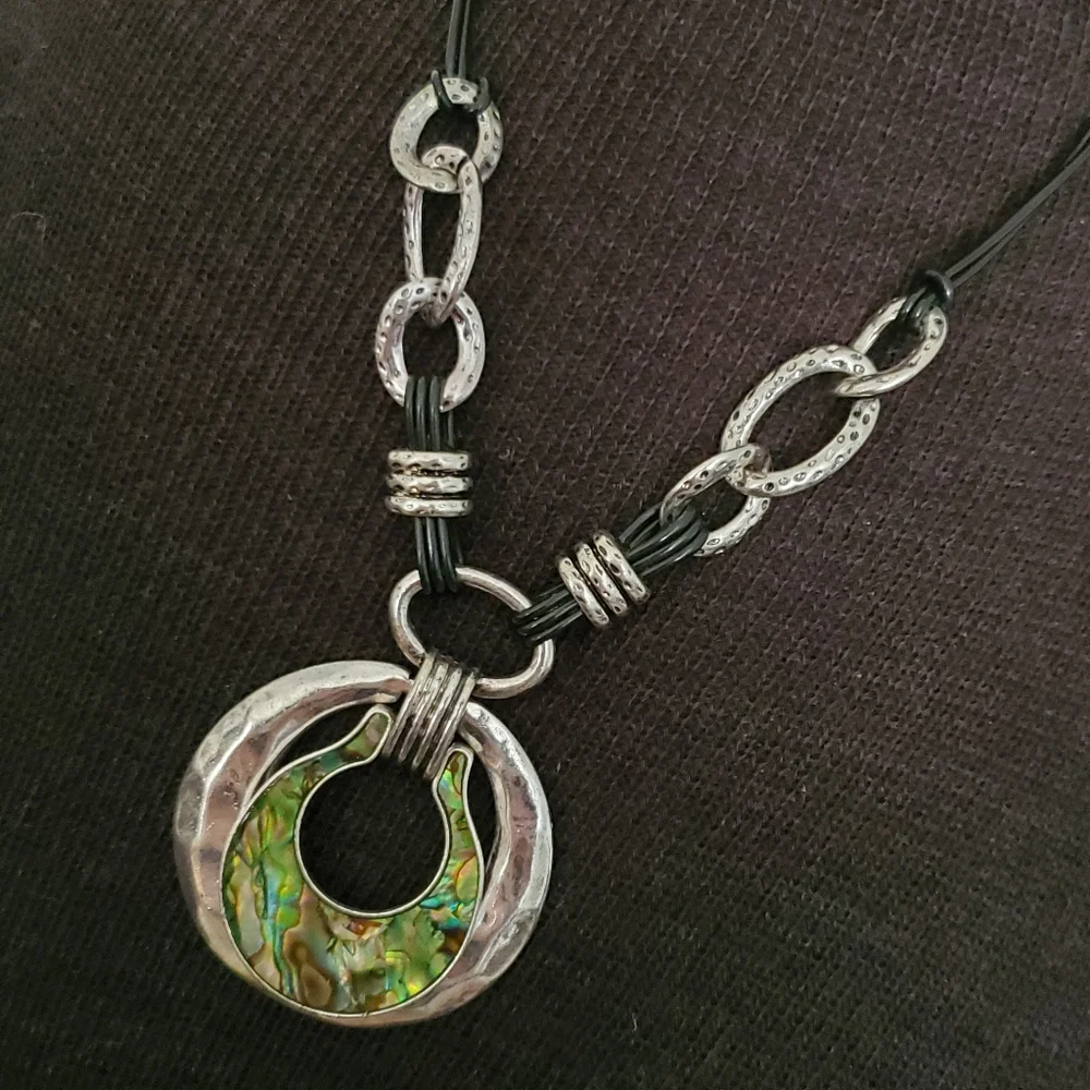 Jewelry | Silvertone Abalone Look Circles Pendant Necklace On Black ...